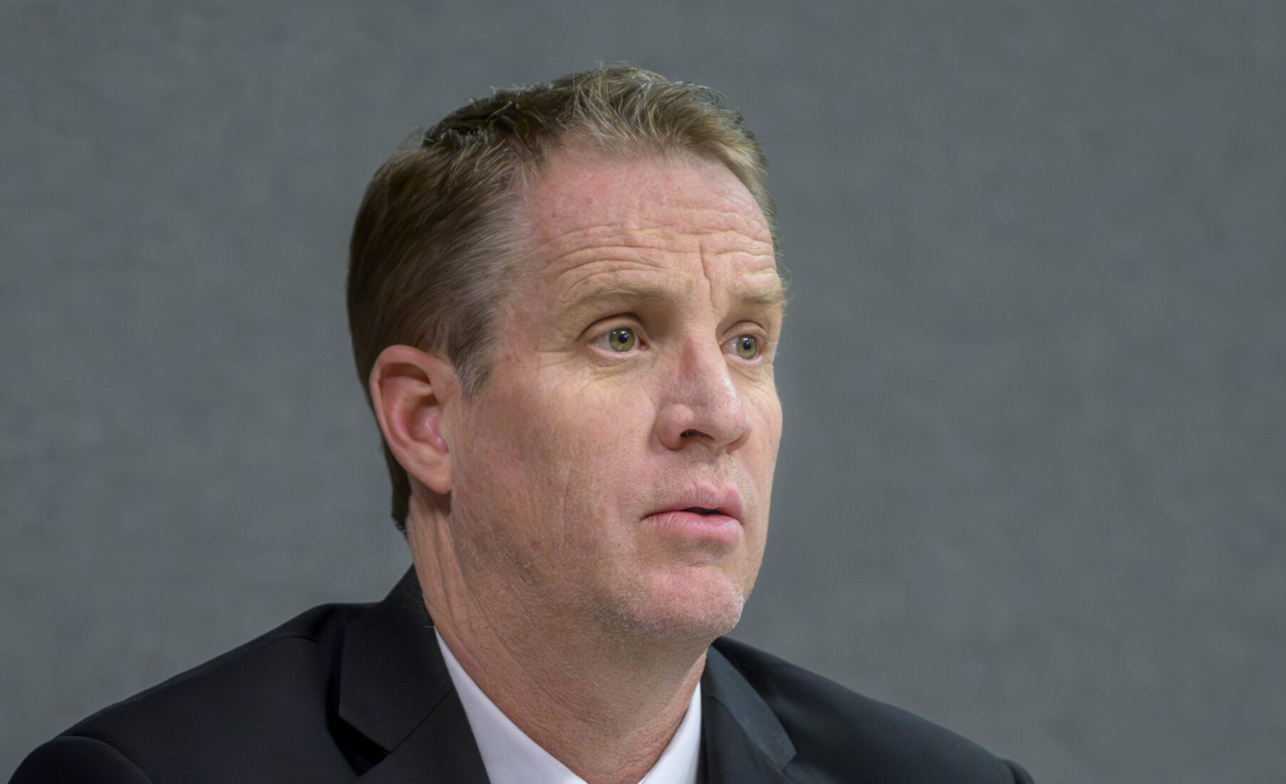 Ethics complaint alleges Lewis violated settlement over Air Quality ...